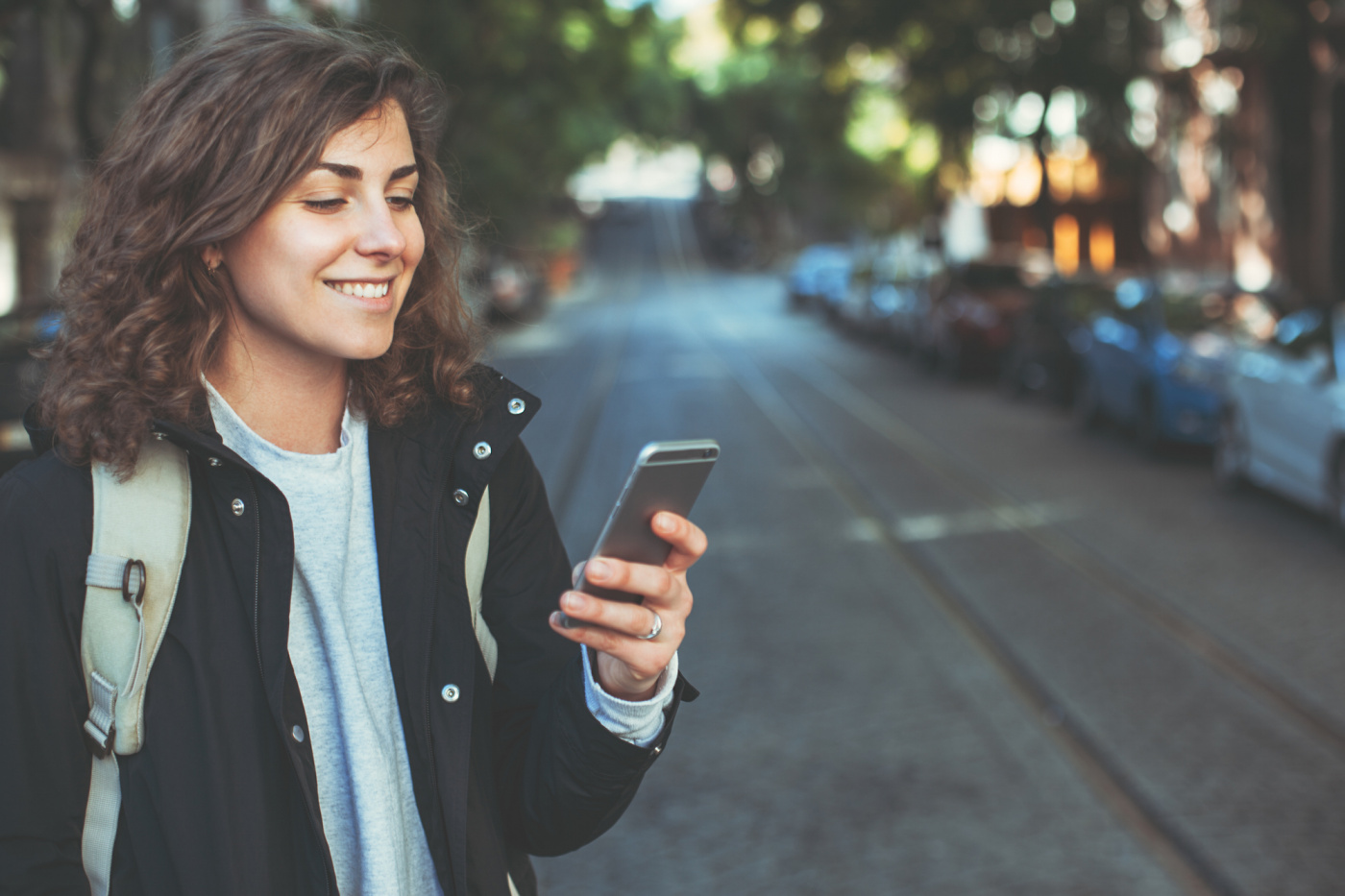 Text Neck: How Smartphone Use Addiction Can Cause Neck Pain – SAPNA ...